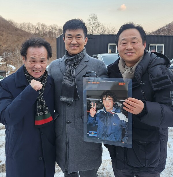 Sm 연수원에서 개최한 신년회에 참석한 최찬웅 대한복싱협회 회장 체육관 뉴스 Sm복싱클럽
